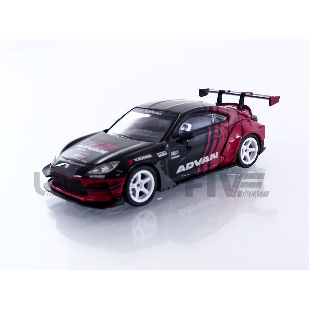 MGT00956-R – MINI GT 1/64 - TOYOTA GR86 HKS Type R Advan Tokyo Auto ...
